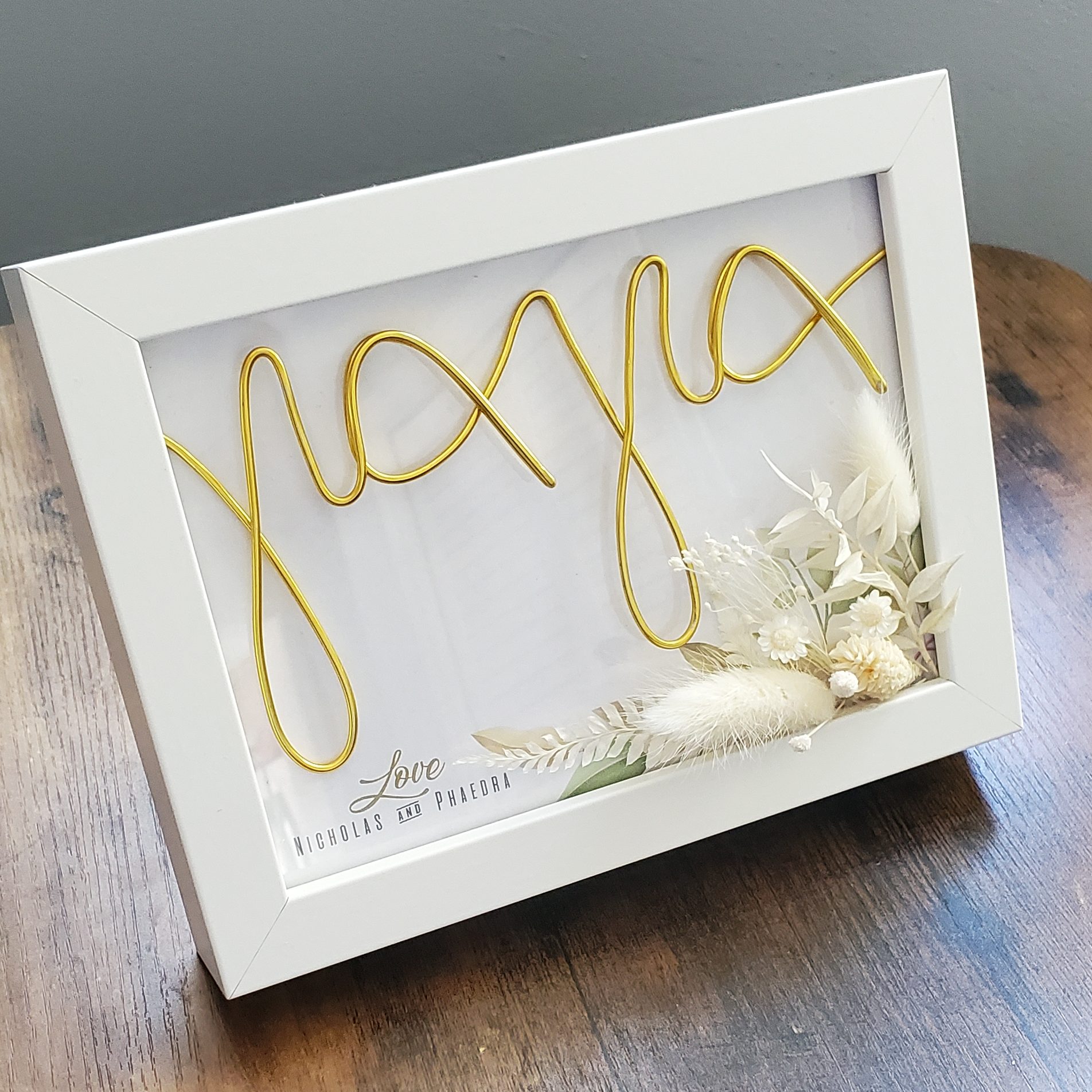 Signature Frame – FleursBoheme